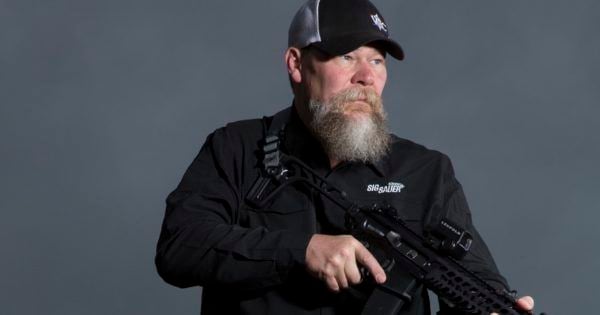 AR-15 Basics with Kyle Lamb of Viking Tactics - AR Build Junkie